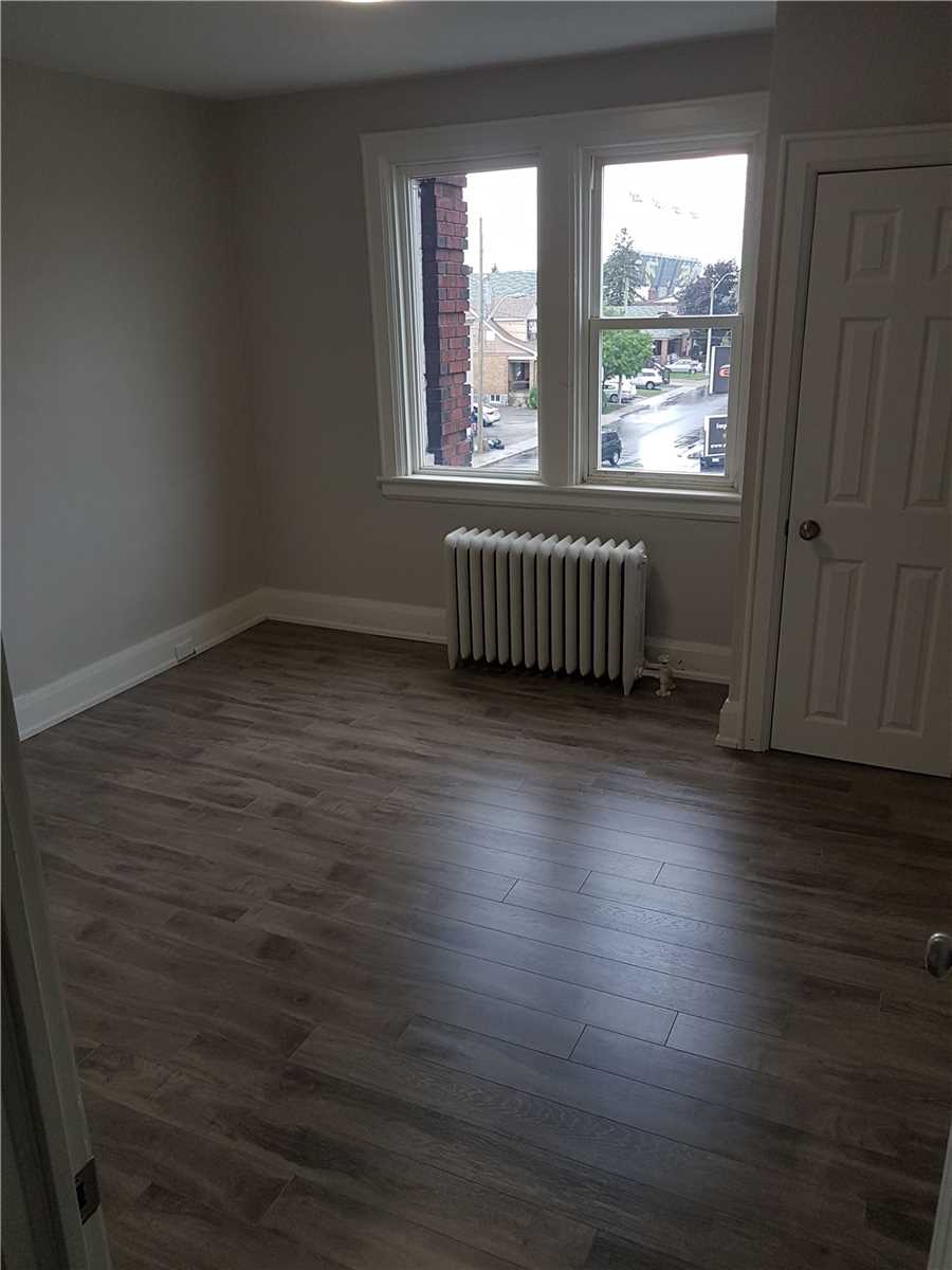 Unit 3 - 3 Connaught Ave S, Hamilton, Ontario L8M3C3 Listing History ...