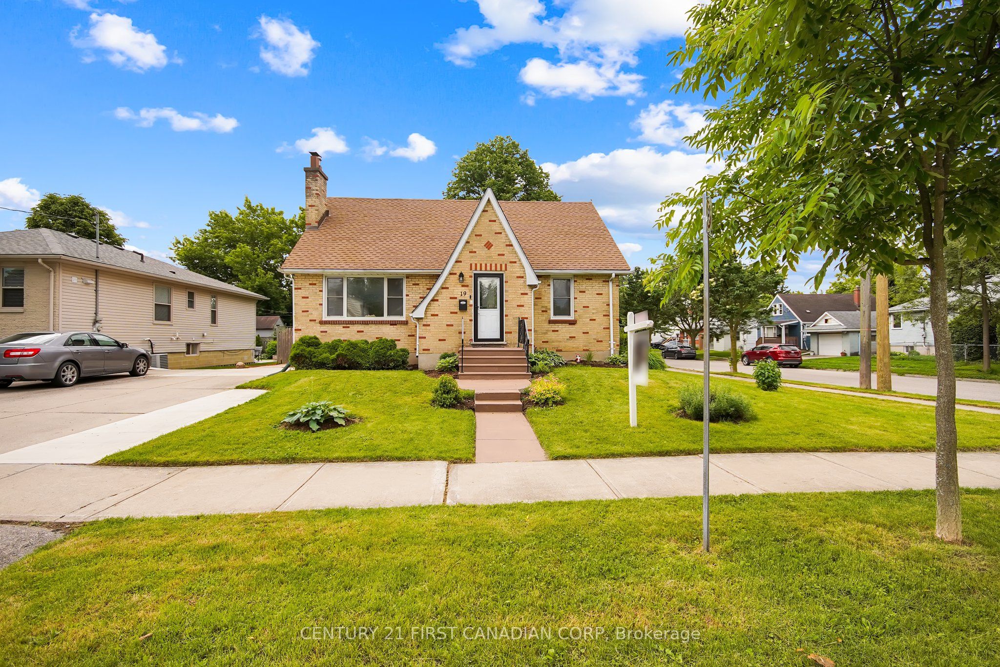 19 Langarth St W, London, Ontario N6J1N8 Sold History | HouseSigma