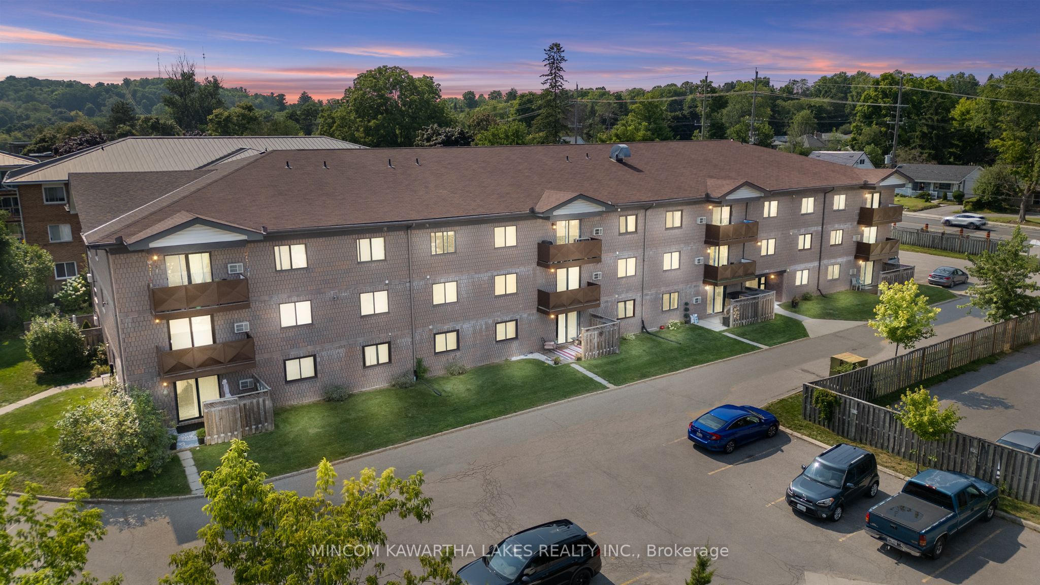 305 - 795 Sherbrooke St, Peterborough, Ontario K9J2R2 For Sale | HouseSigma